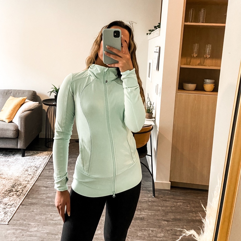 Lululemon Athletic Jacket - Gem